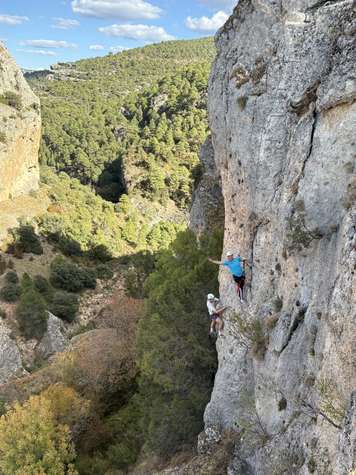 Vía Ferrata en Cuenca. Aventuras y alturas - Cuencaventura